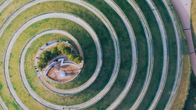 Strategic Thinking and Business Acumen | SMU Academy